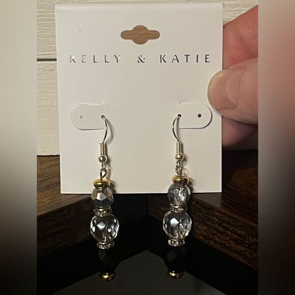 Kelly & Katie | Jewelry | Kelly Katie Black Clear Solid Beaded Dangle ...